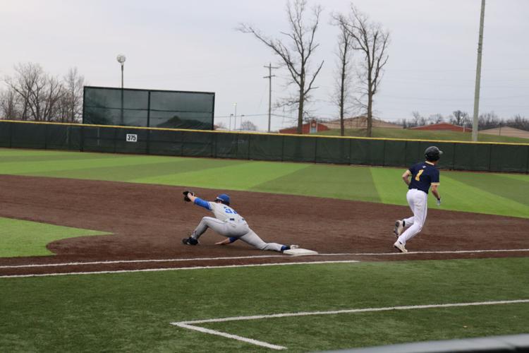 Tuesday baseball: Bulldogs shake off shaky frame, roll O-G in WBL ...