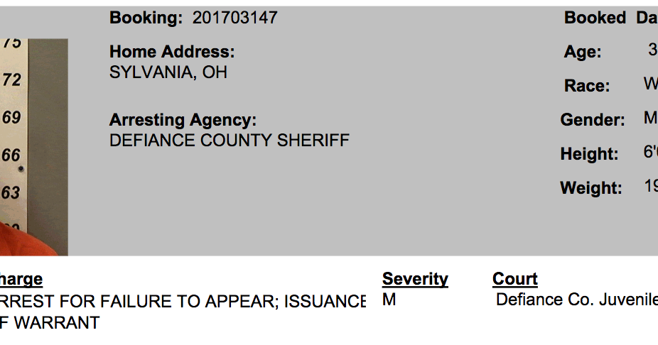 Steven Comrie | Booking Photos | crescent-news.com