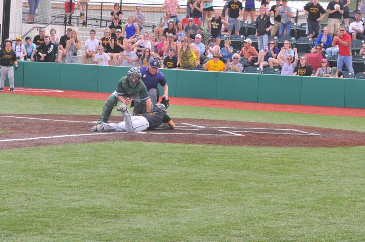 D-III baseball: Apaches, Rams play district classic; Streaks, Swanton ...