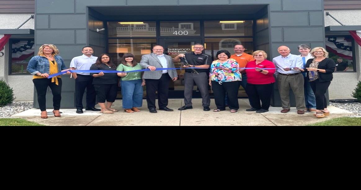 Sherwood Bank ribbon-cutting | Local Business | crescent-news.com