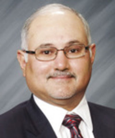 Robert DeLeon named associate vice president-investments for Wells ...