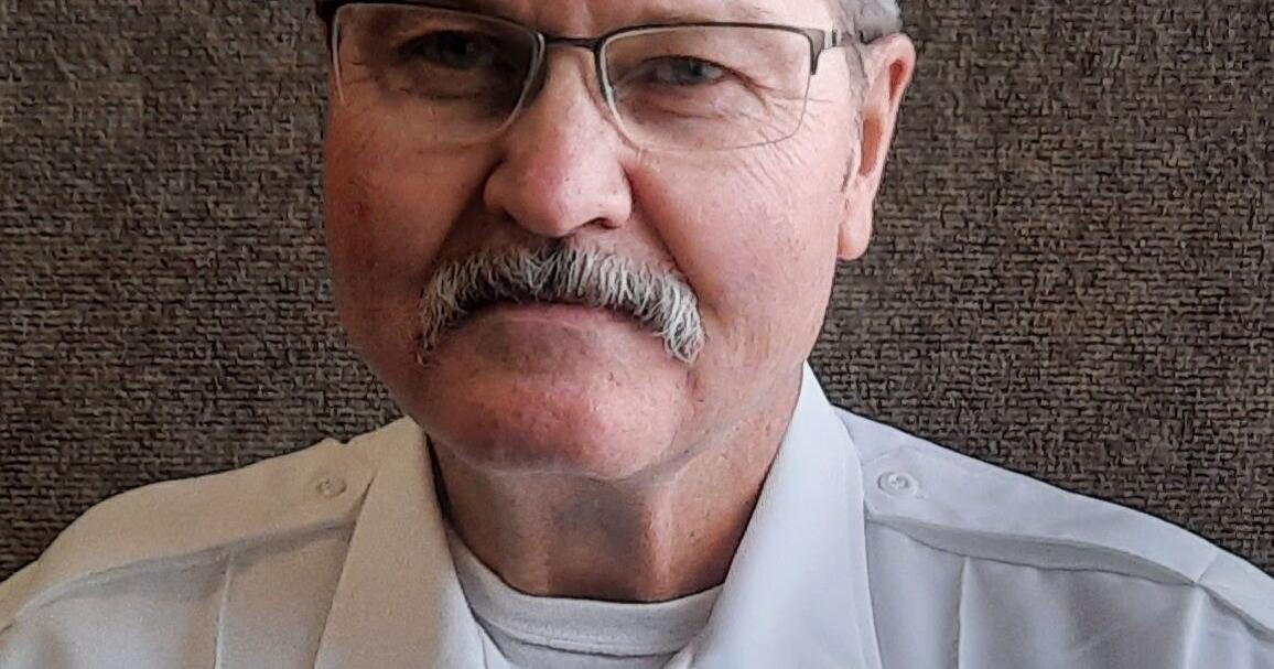 Retiring Defiance chief looks back on 46-year career in the fire ...