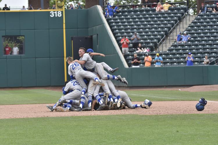 DHS inducting four individuals, three teams into Athletic Hall | Local ...