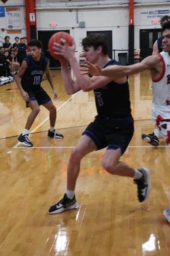 Friday sectional boys basketball: Hot-shooting Elida ends Defiance's ...