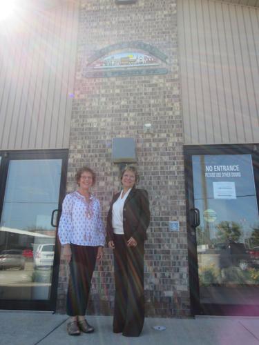 Giving a Helping Hand | Local News | crescent-news.com