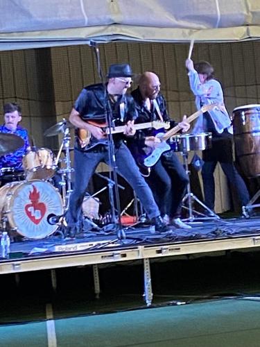 Labra Brothers concert | Local News | crescent-news.com