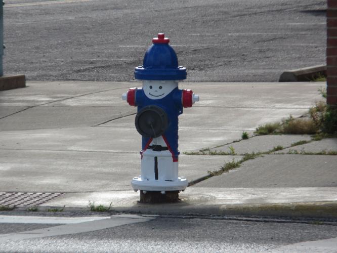 Sprucing up of downtown Defiance continues with hydrant painting, more ...