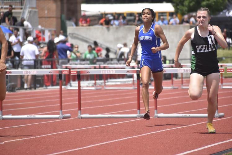 Sunday state track: Defiance's Jamie Rollins overcomes injuries to run ...