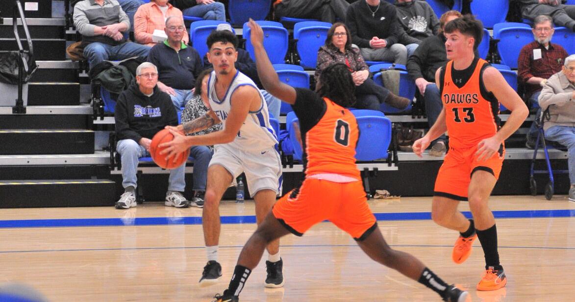 Boys basketball: Bath, L-B on weekend docket for 6-10 Defiance | Local ...