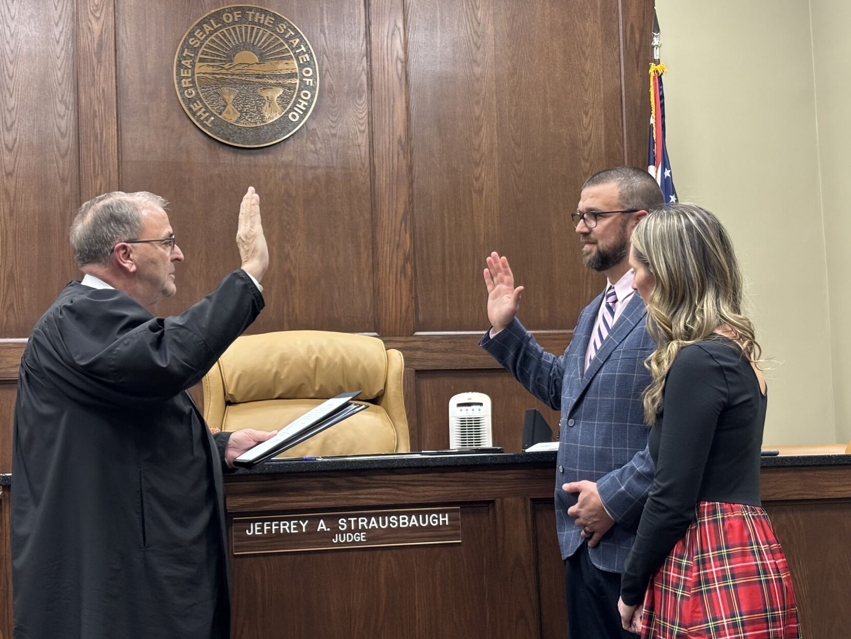 Koester sworn in | Local News | crescent-news.com