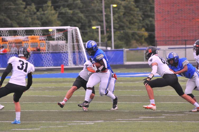 Friday football: Defiance downs Elida for third straight victory ...