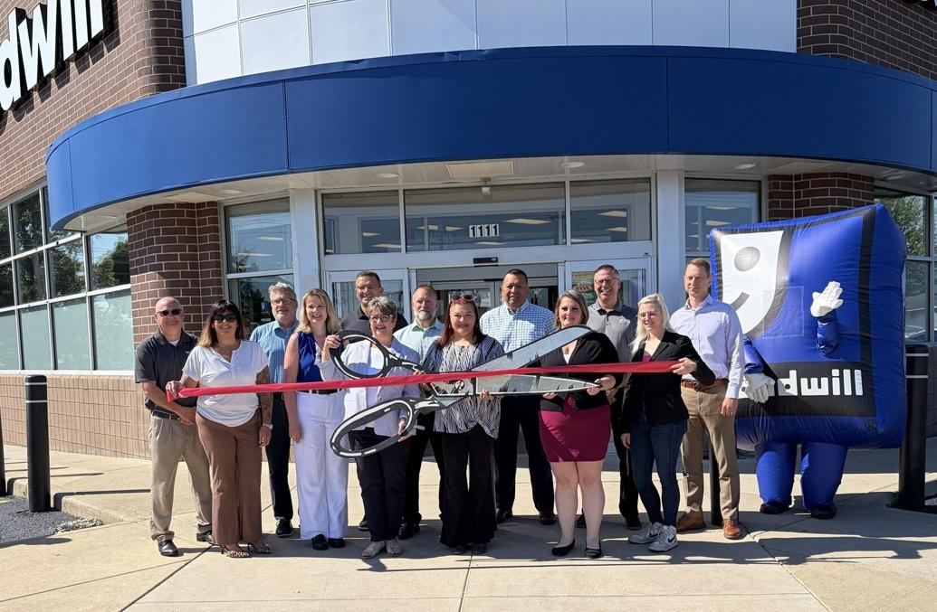 Goodwill ribbon cutting | Local Business | crescent-news.com