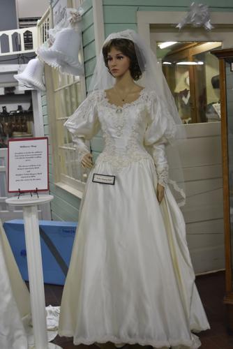 JPHS vintage wedding event | Announcements | crescent-news.com