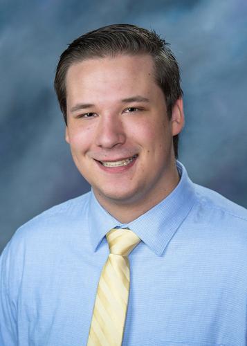 Feeney, Tong serve as valedictorians | Local Education | crescent-news.com