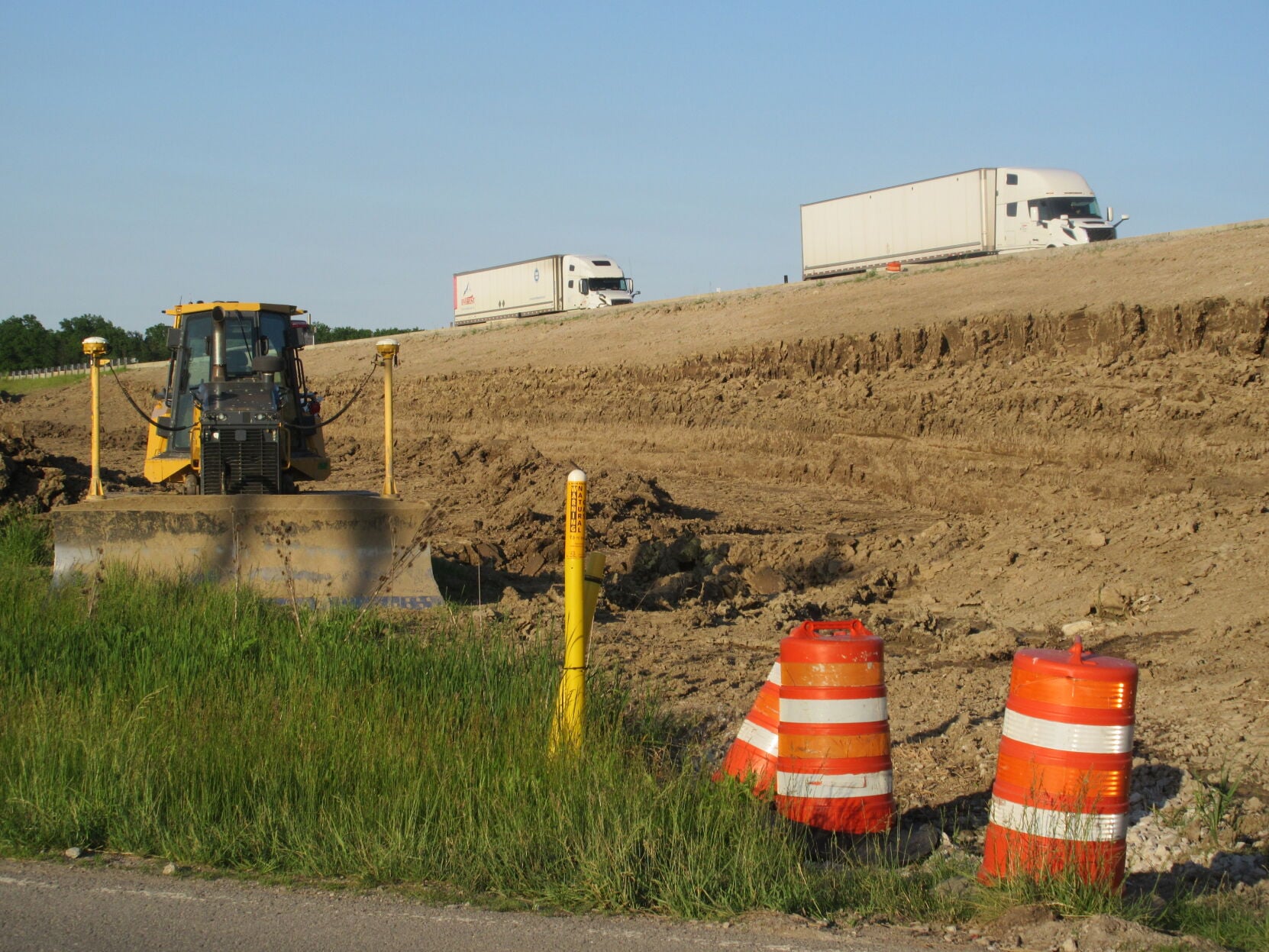 U.S. 24 slope repair | Local News | crescent-news.com