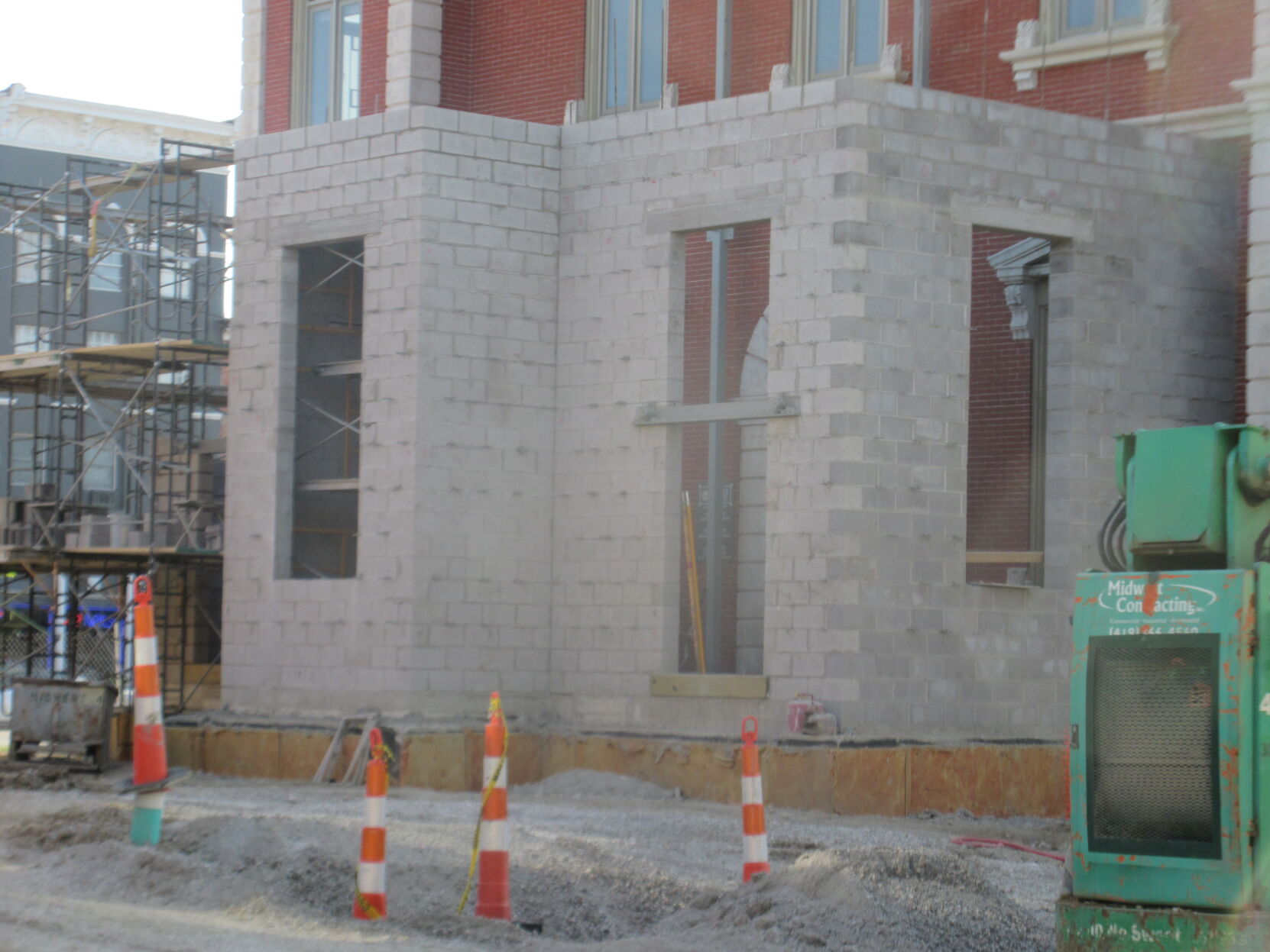 Elevator addition emerging | Local News | crescent-news.com