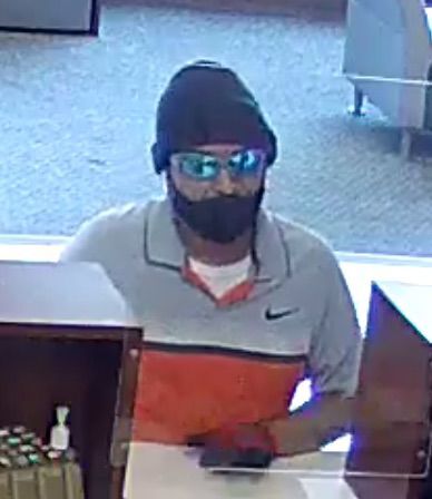 FBI sends new photos of bank robber | Local Crime | crescent-news.com