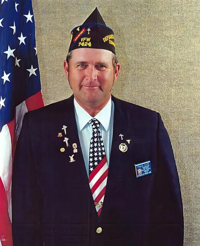 R. Frank Cuff | Local Obituaries | crescent-news.com