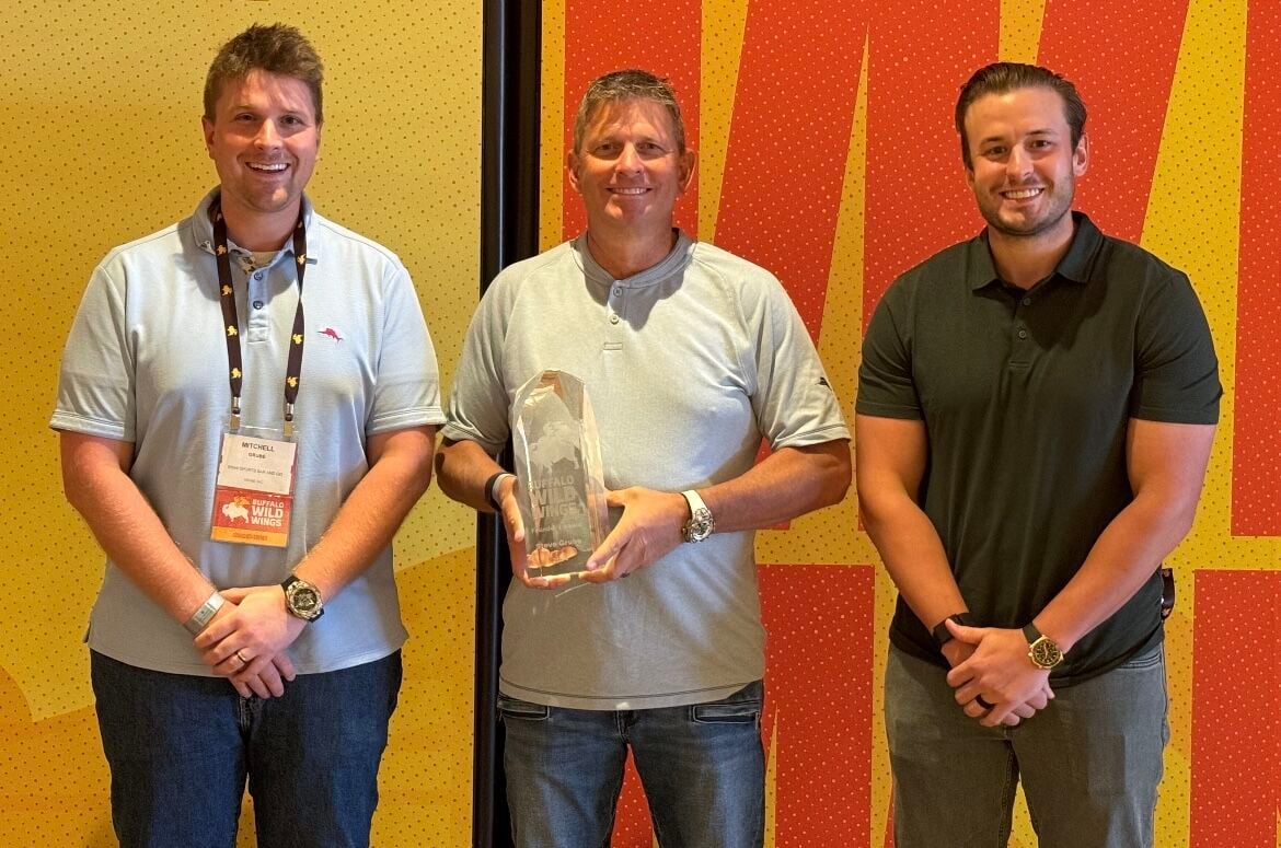 Area Buffalo Wild Wings franchise owner takes company's top award ...