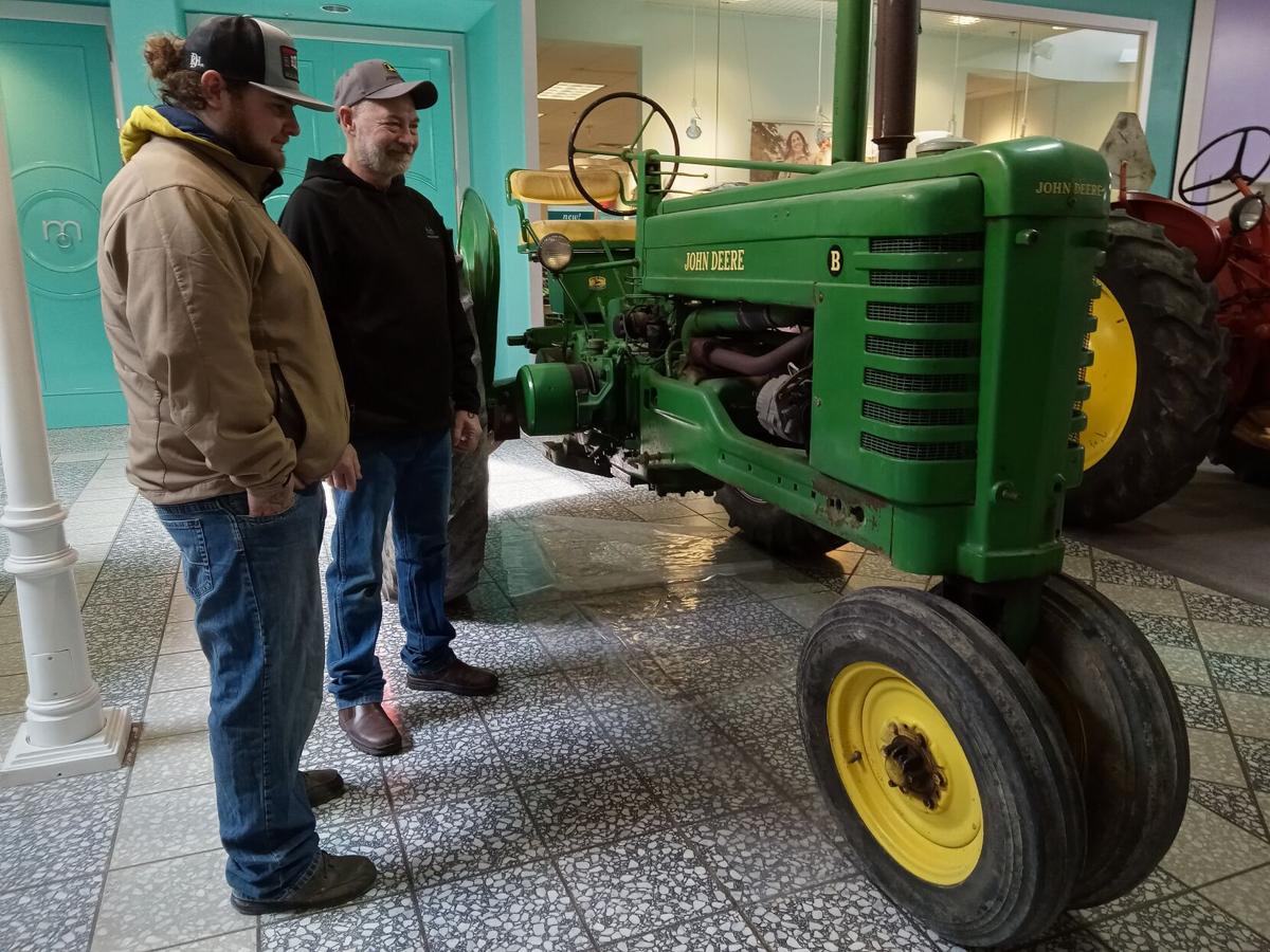 Antique John Deere | Local Farm | crescent-news.com