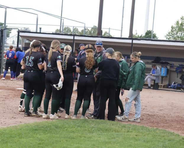 District softball: Rams rout Crestview, Locos steamroll PH | Push | crescent-news.com