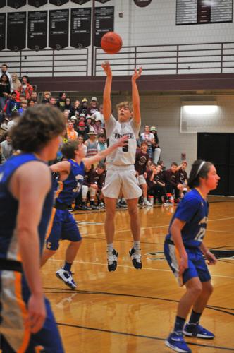 Friday boys basketball: Big nights for Bergman, Landers | Local Sports ...