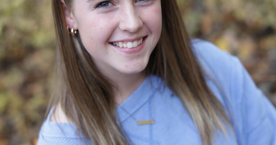 Archbold Valedictorian Ella Throne | Graduation | crescent-news.com