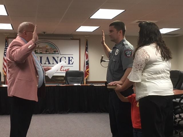 New Defiance police officers sworn in | Local News | crescent-news.com