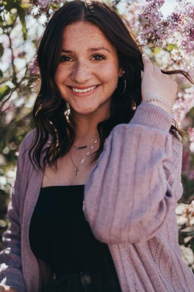 Kayla Henry | Virtual Graduations | crescent-news.com