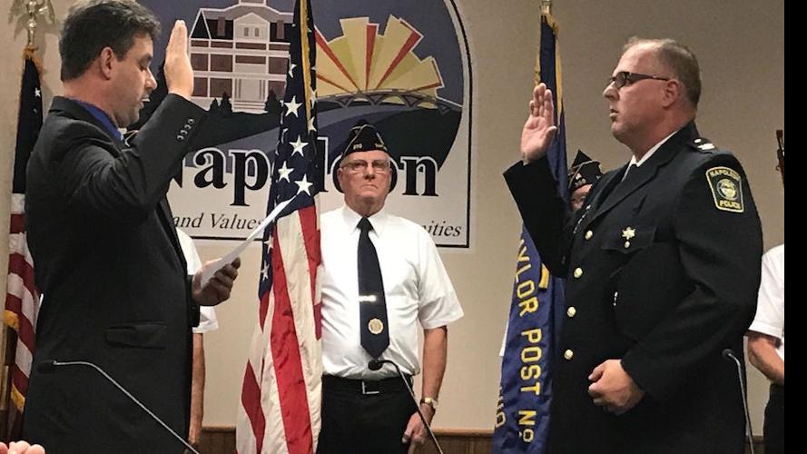 New Napoleon police chief sworn in | Local News | crescent-news.com