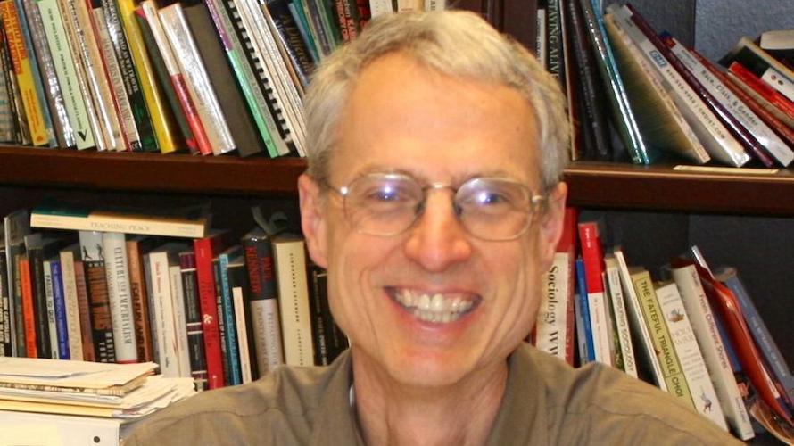 Singer named volunteer of the year by ODP | Local News | crescent-news.com