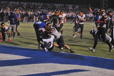 Football Blitz: BG visiting Bulldogs as DHS hosts first playoff game ...