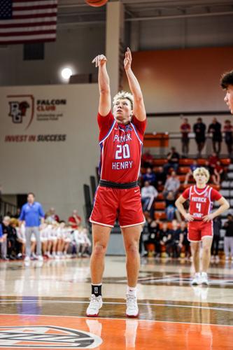 D-VI regional boys basketball: Fourth quarter LCC run sinks historic PH ...