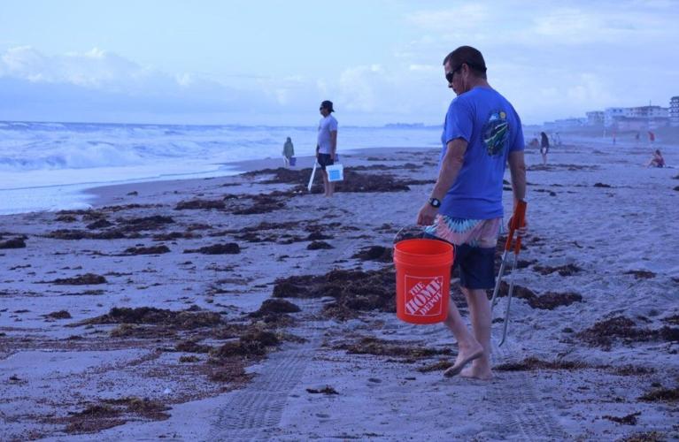 Surfrider Foundation hosts beach cleanup event | Campus Life | crimson ...