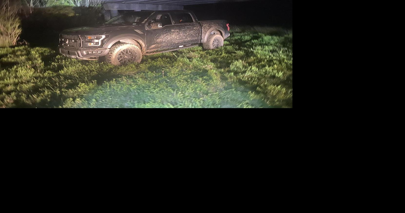 Refugio County Sheriff's Office deputies search for bailout suspects ...