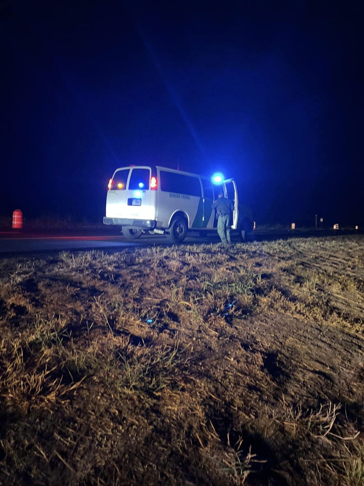 Law enforcement apprehend eight subjects following vehicle pursuit in ...