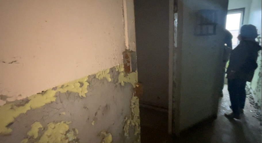 Community debates preserving jail's history versus demolition for new ...