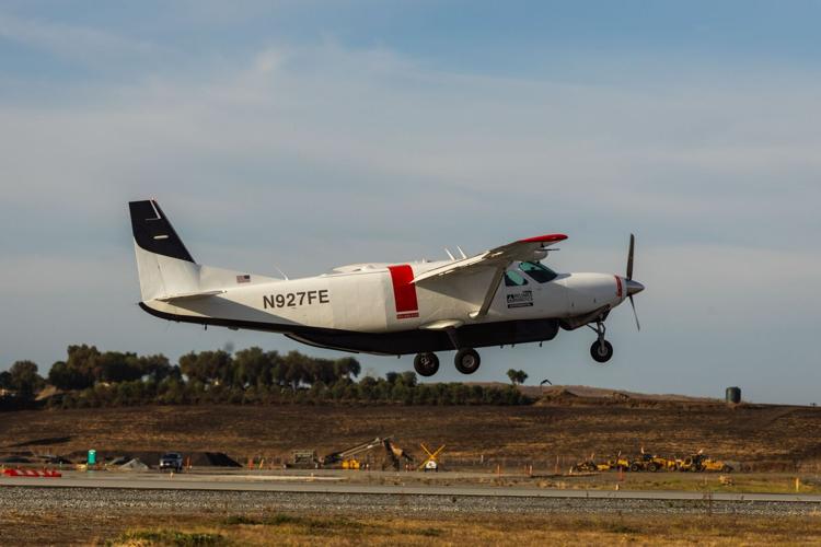 This cargo plane flew with no pilot on board | News | crossroadstoday.com