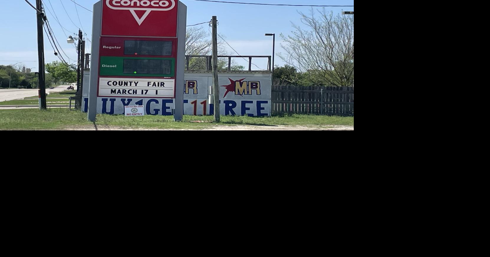 Authorities in Goliad seized five 8-liners and $4500 cash from CJ's ...