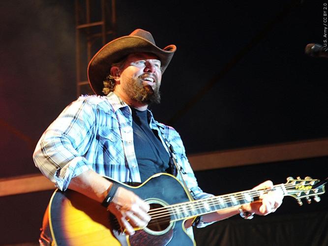 Country Music Superstar Toby Keith Announces Hes Been Fighting Stomach