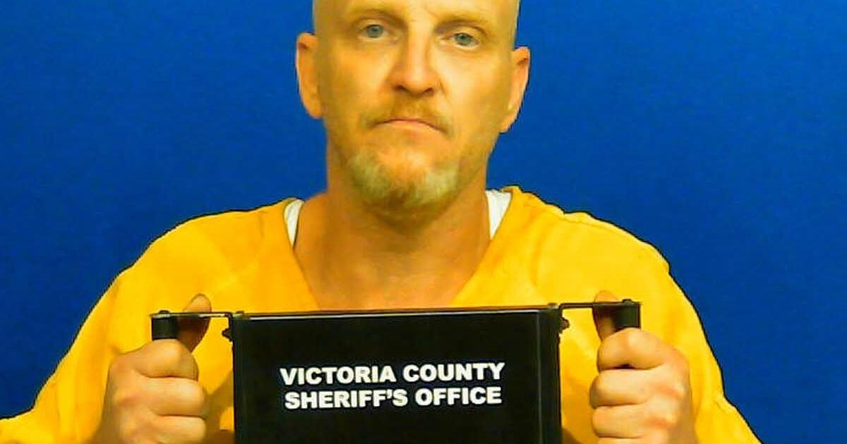 Victoria Police arrest 2 subjects during a traffic stop late Monday ...