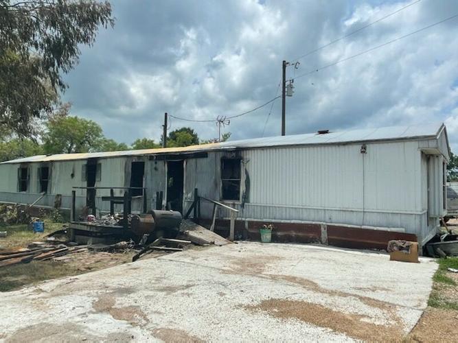 Fire destroys mobile home near Thomaston | Local News | crossroadstoday.com