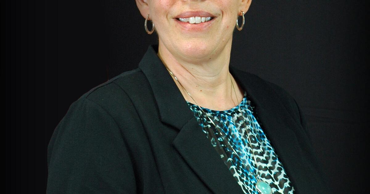 Victoria Public Library director Dayna Williams-Capone resigns | Local ...