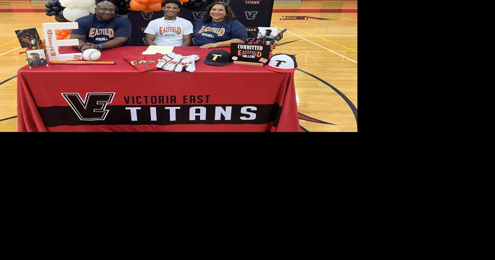 Victoria East baseball star Grayson Youngblood signs to Eastfield ...