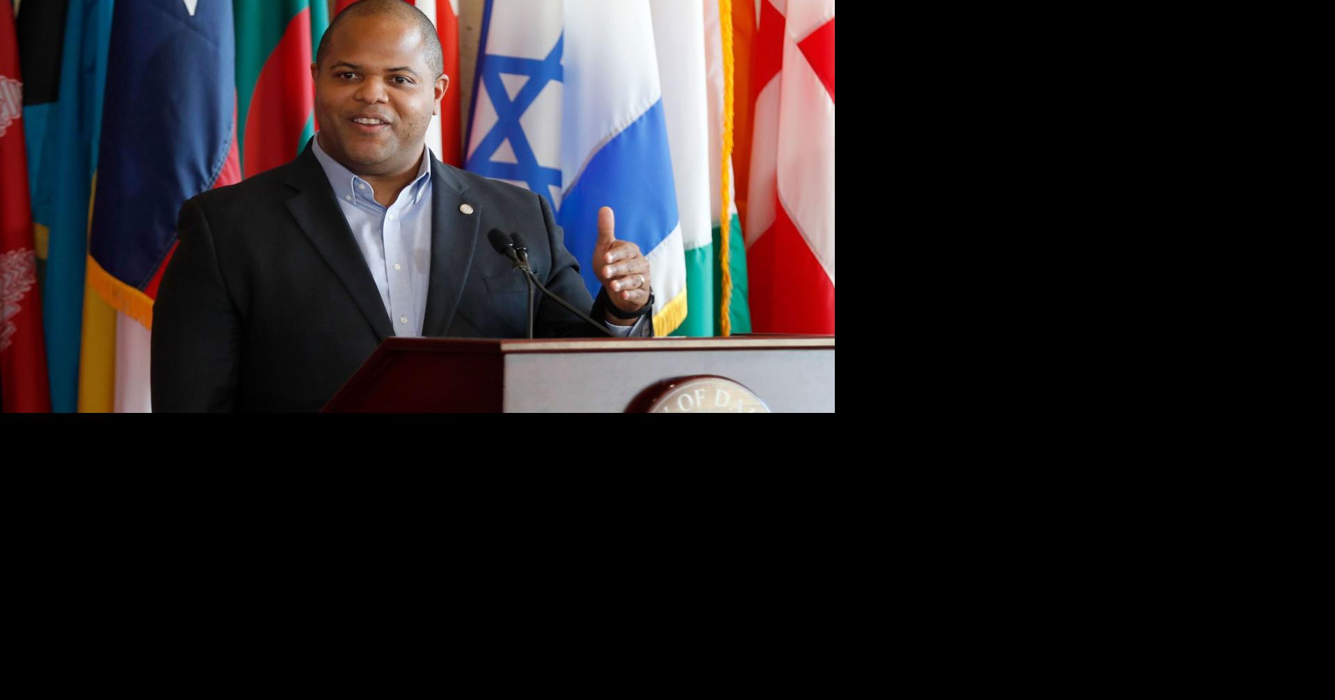 Dallas mayor switches parties to join GOP | News | crossroadstoday.com