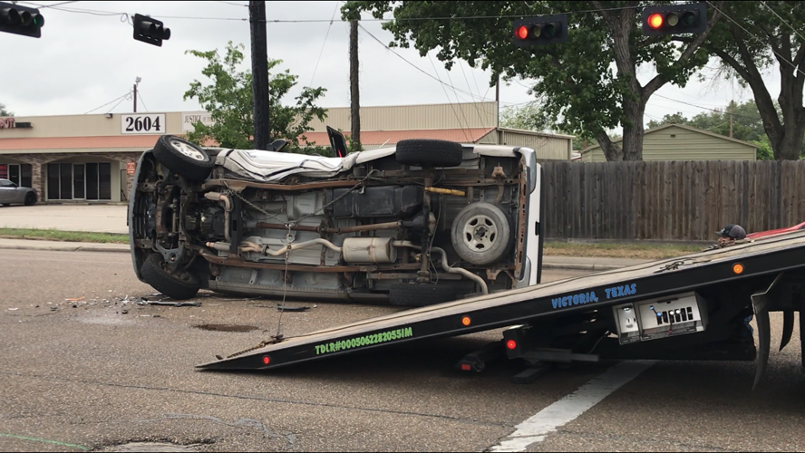 Car crash in Victoria sends two people to local area hospitals | Local ...