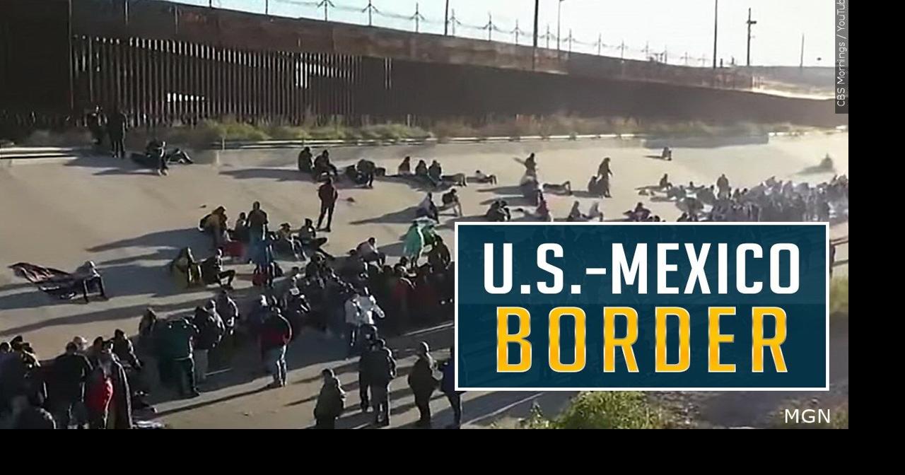 Floating border barrier being put into the Rio Grande | News ...