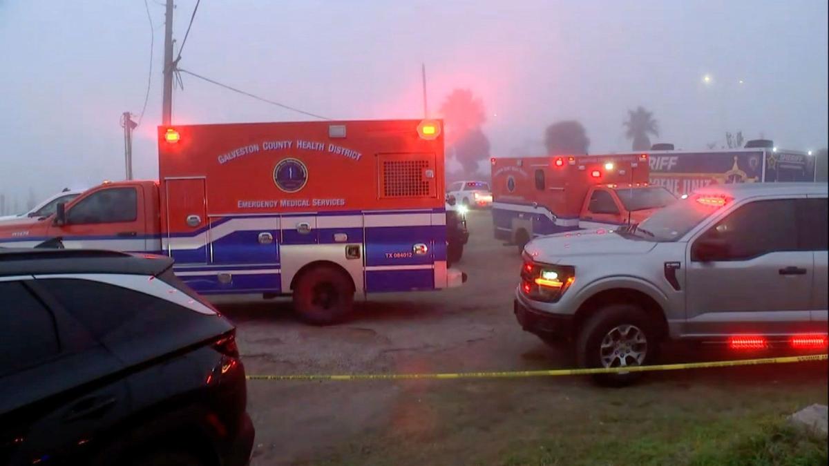 2-year-old among at least 5 killed in Mexican Navy plane crash off ...