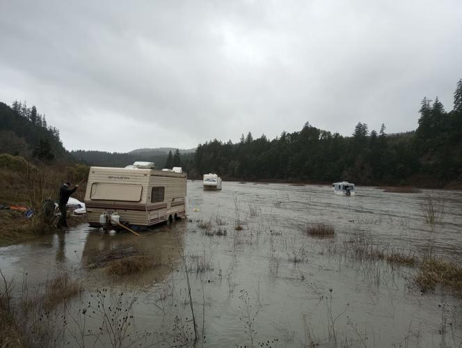 Severe rain storm cause damage, power outages, flooding | News | currypilot.com