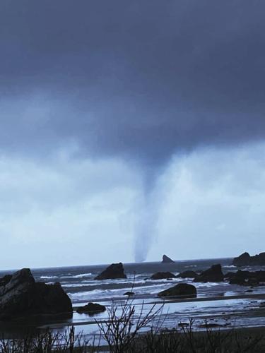 waterspout tornado
